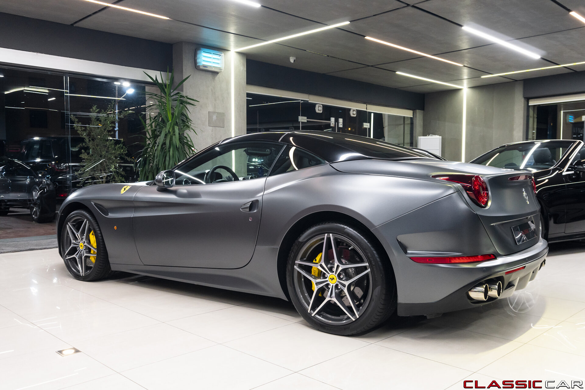 2015 Ferrari California T - classic car jo